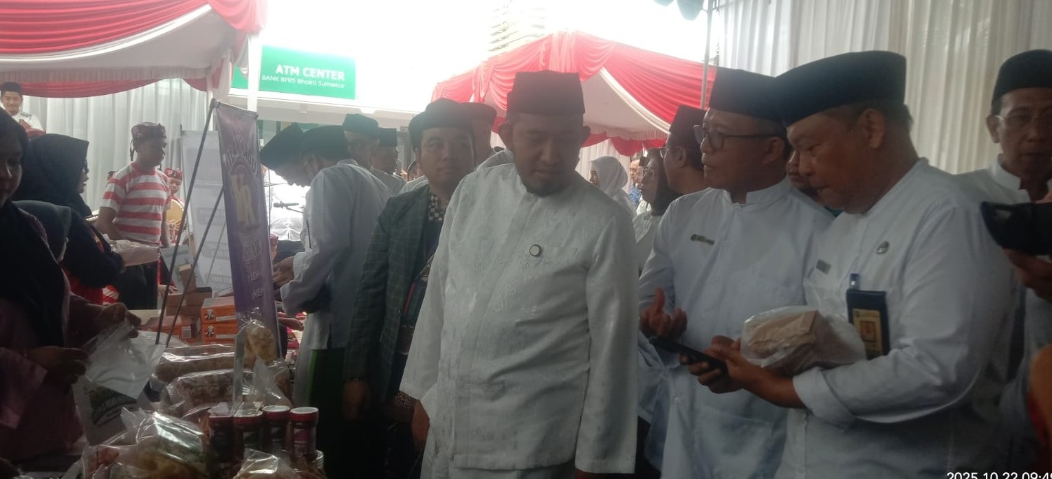 BPRS Bhakti Sumekar Dorong Transformasi Digital Lewat Bazar UMKM dan ...